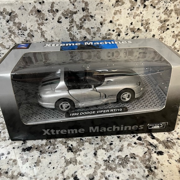 xtteme machine | Toys | Dodge Viper 992 Rt1 Car Model | Poshmark